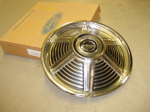 Marti Auto Works - C5ZZ-1130-J - Wheel Cover, 14" Non Spinner